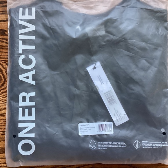 Oner Active | Tops | Oner Active Graphic Oversized Mirror Tshirt Xs ...